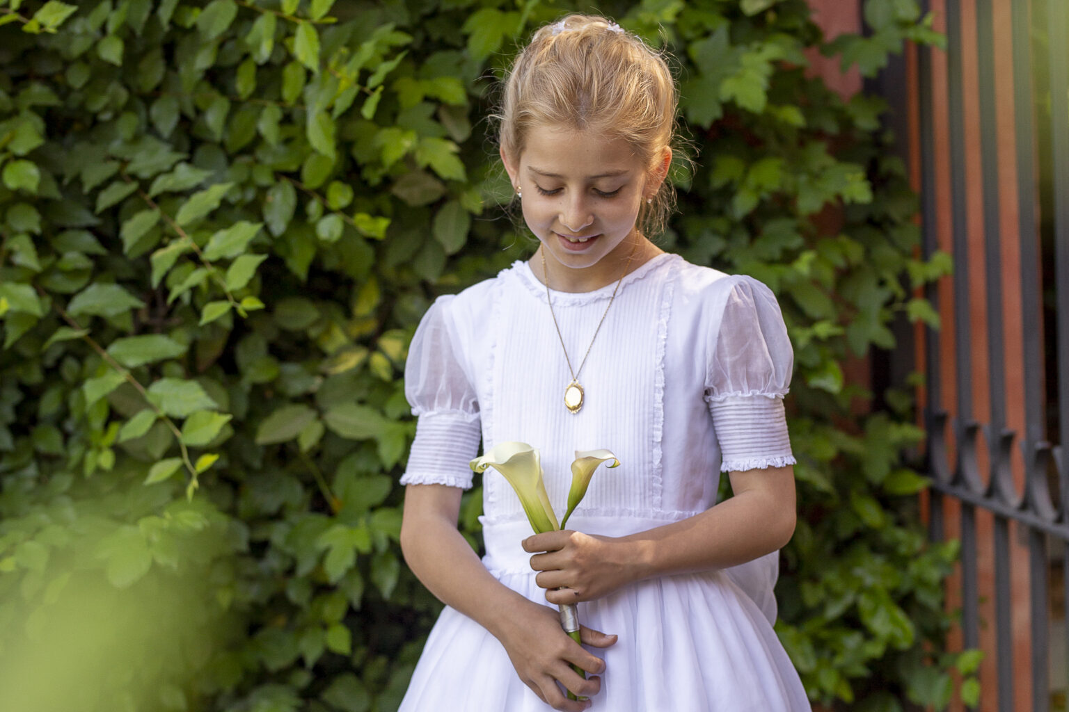 Vestidos de comunión con Alma: el vestido de Nazareth | Atelier Leonor & Sofía